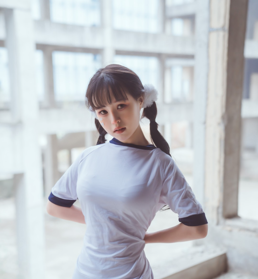 《晕崽Zz》写真精选合集，镜头下的角色变幻与光影美感！ – 颜图集